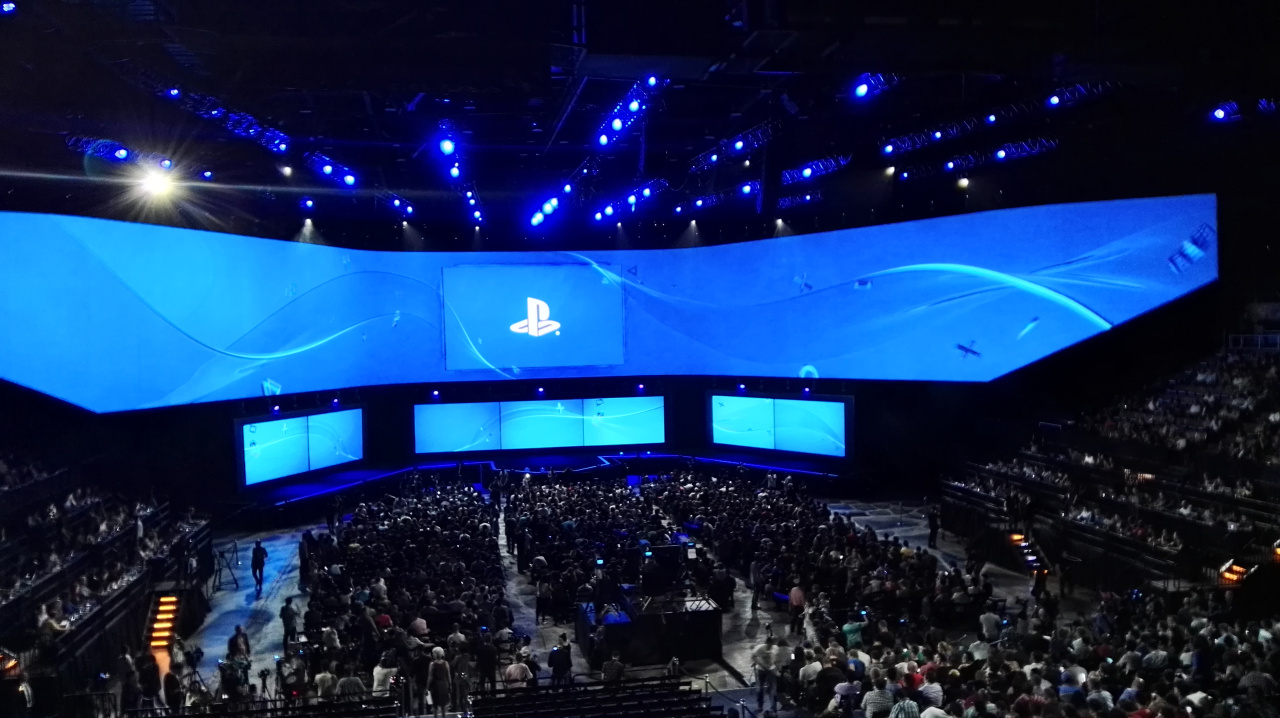 Remembering Sonys Silliest E3 Stages Feature Push Square 