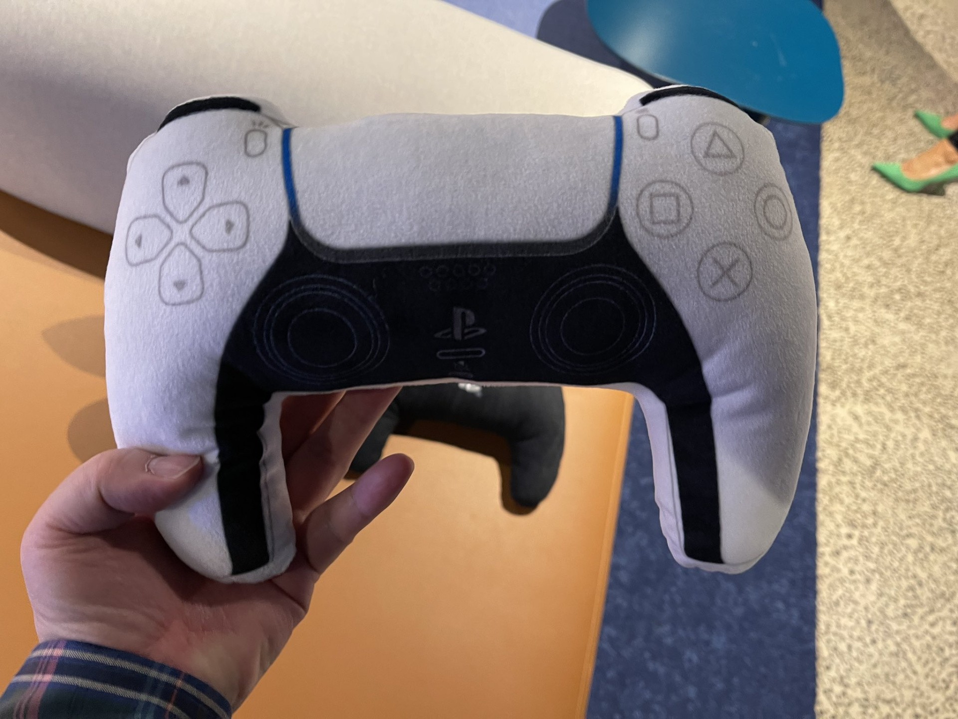 Random: A DualSense Plush Toy Is Something We Didn't Know We Wanted ...