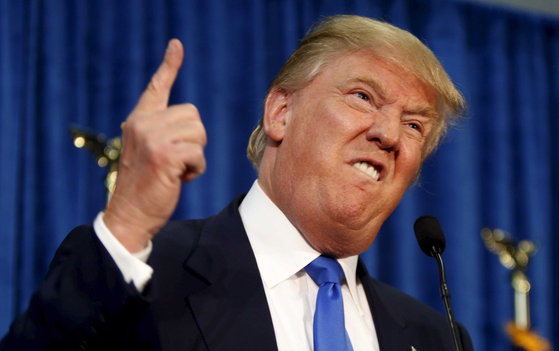 Remember When Xbox Paid Donald Trump to Fire Fake PlayStation Employees ...